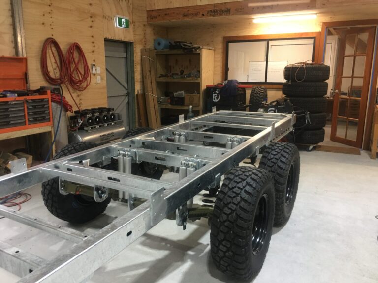 Off Road Toy Hauler CS – 6.9 Flat Deck - Off Road Designs